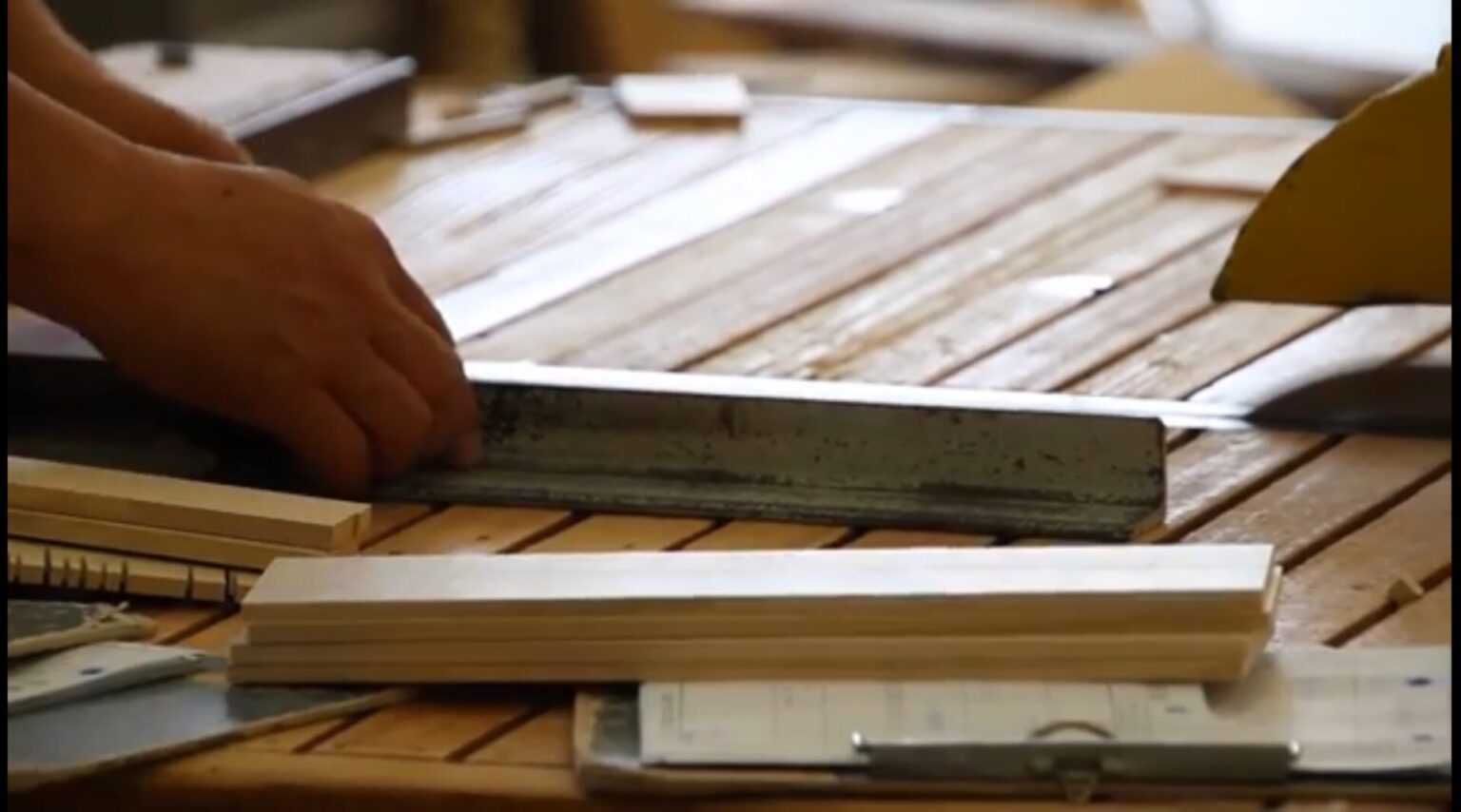 How Japanese Kiribako Wooden Boxes Are Made – Traditional Paulownia ...